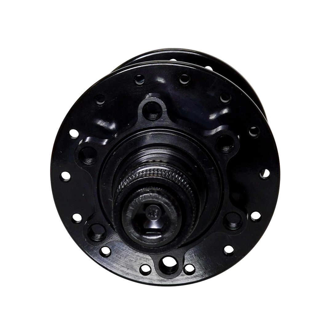 Box Three Expert 110 X 10mm 28 Hole Disc Rear Hub